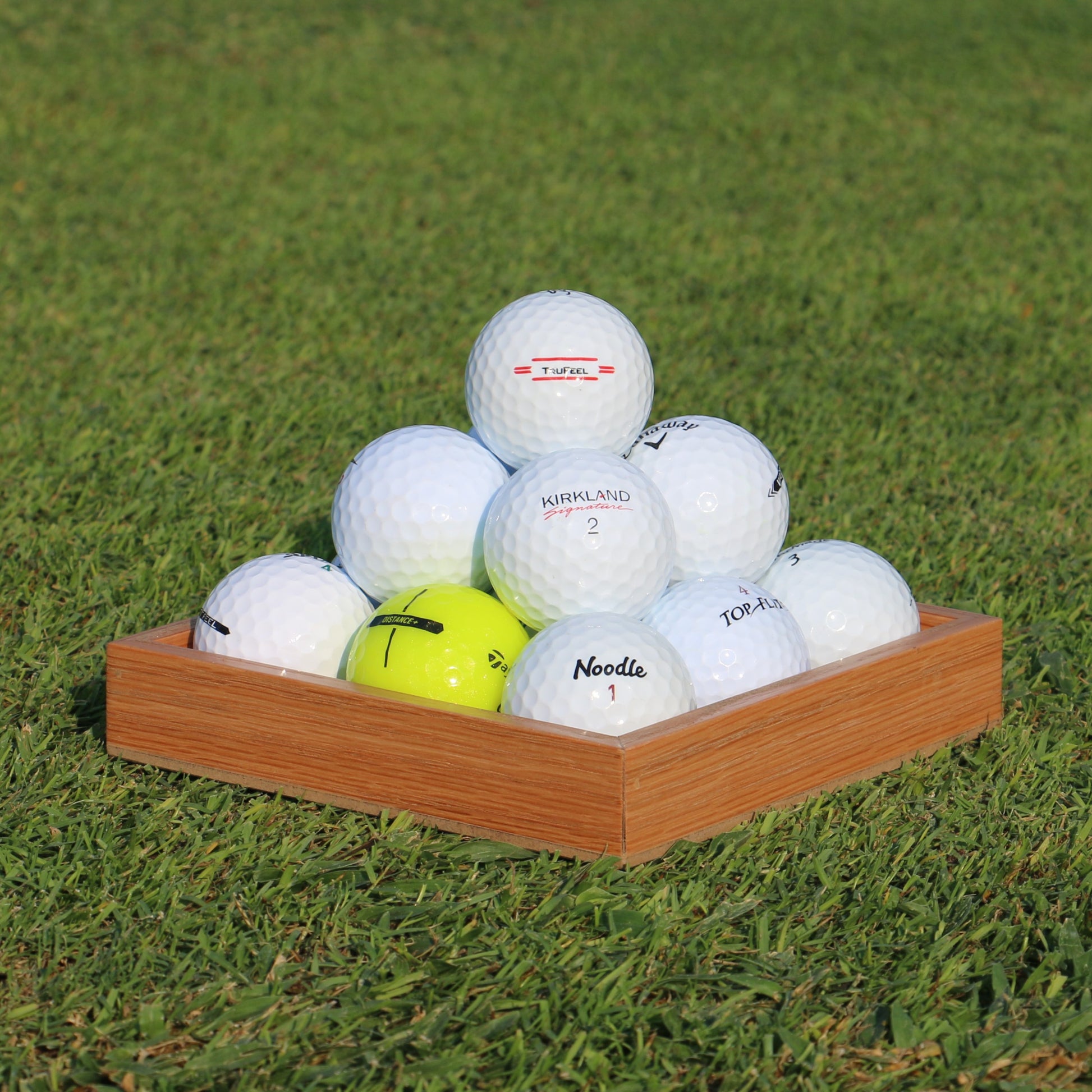 30 VALUE BALLS – GolfBallsHUB